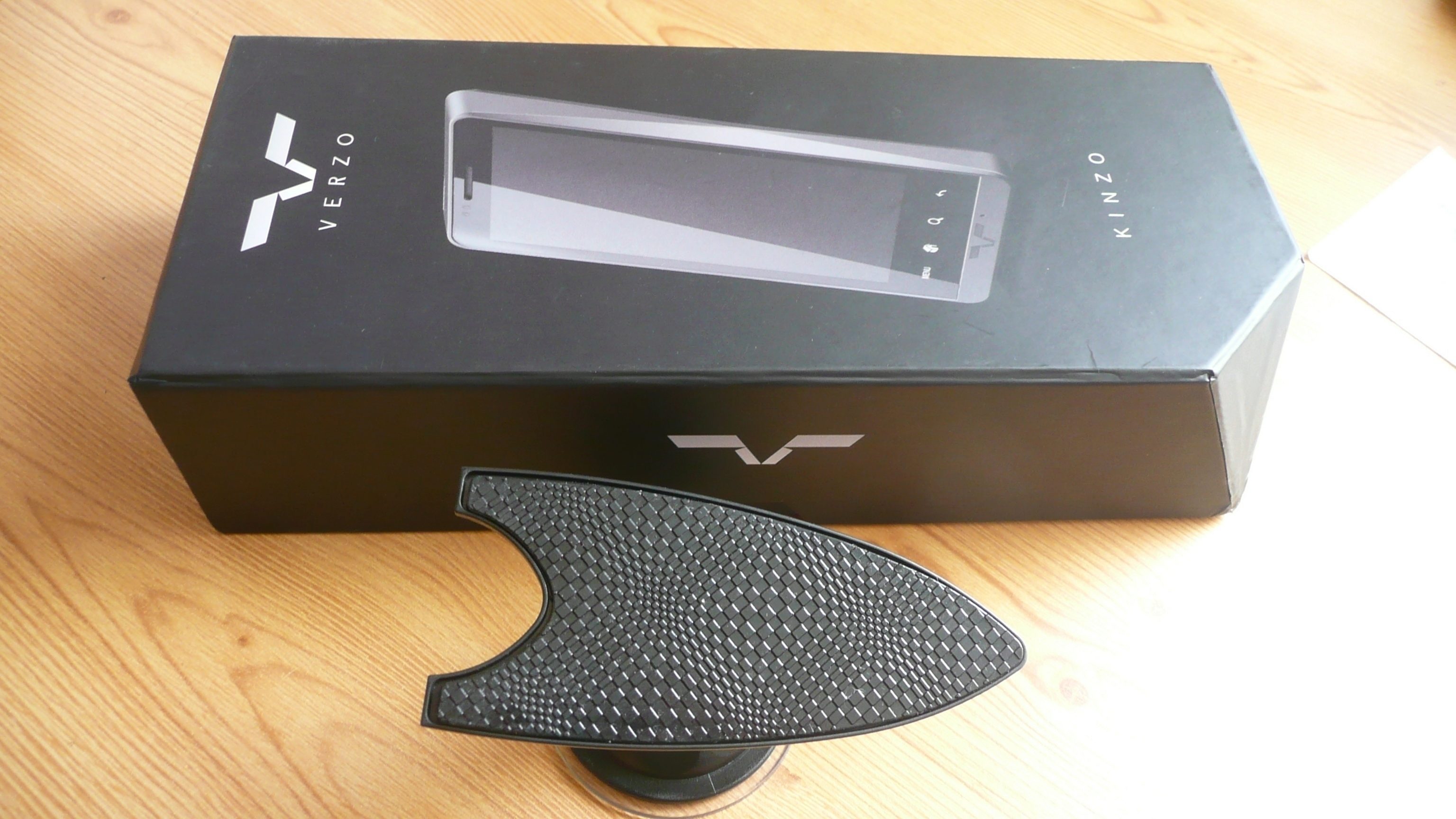 VERZO Kinzo - mobil k luxusnímu příslušenství | Svět Androida