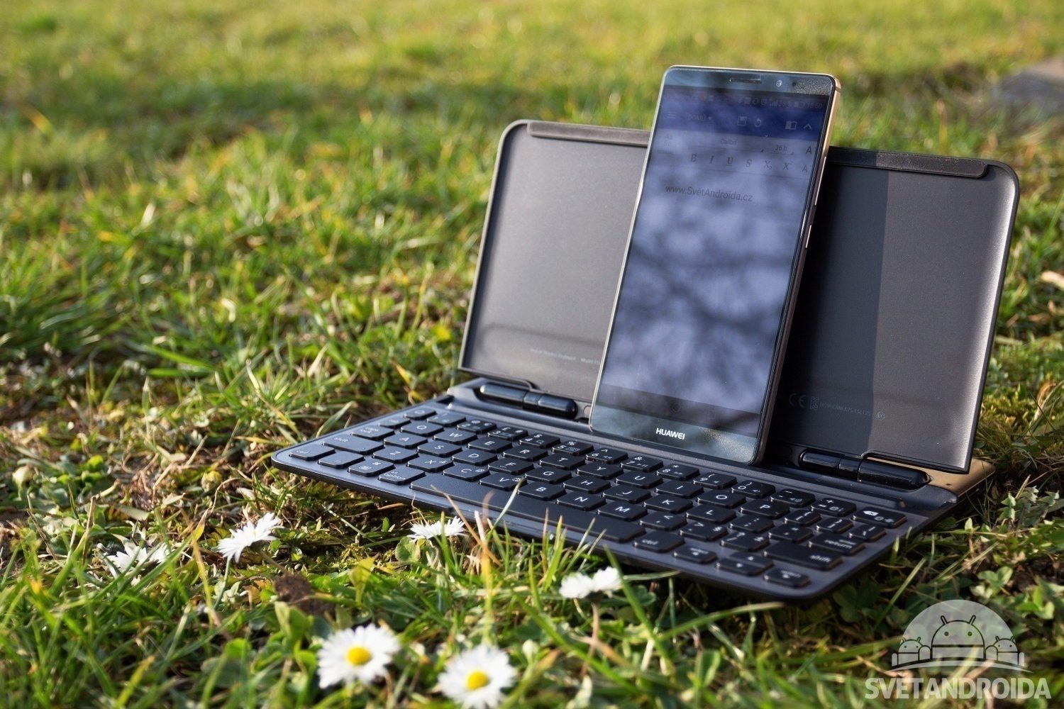 Belkin Mobile Wireless Keyboard: jedna klávesnice vládne všem