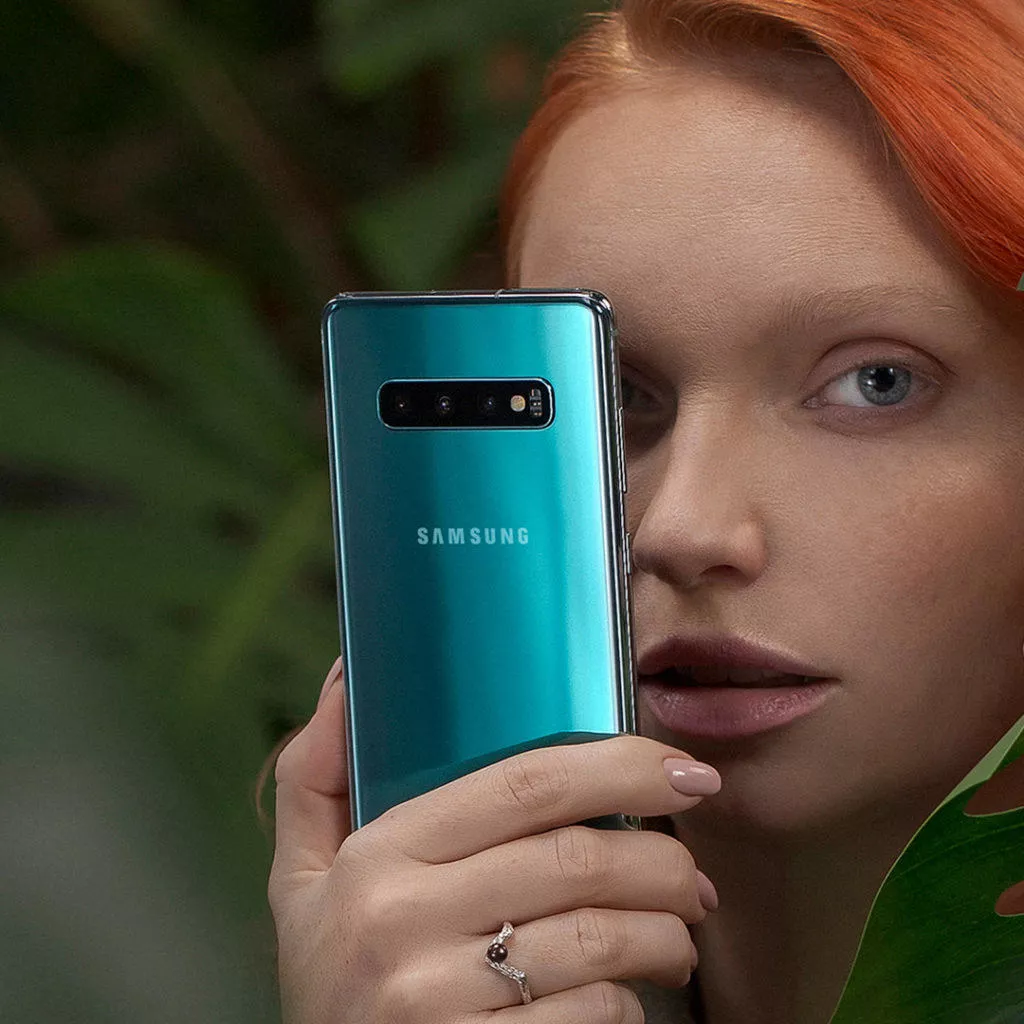 Samsung Galaxy S10 V Prodejích Uspěl Se Sluchátky Zdarma Jen Do Zítřka