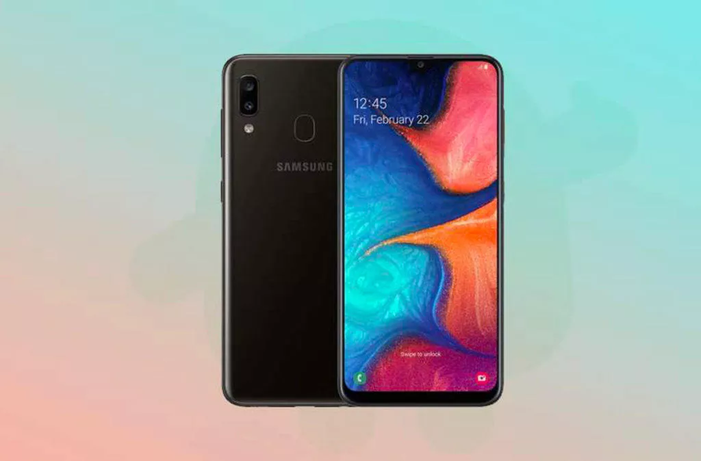 Samsung Galaxy A20e dostává v České republice Android 10