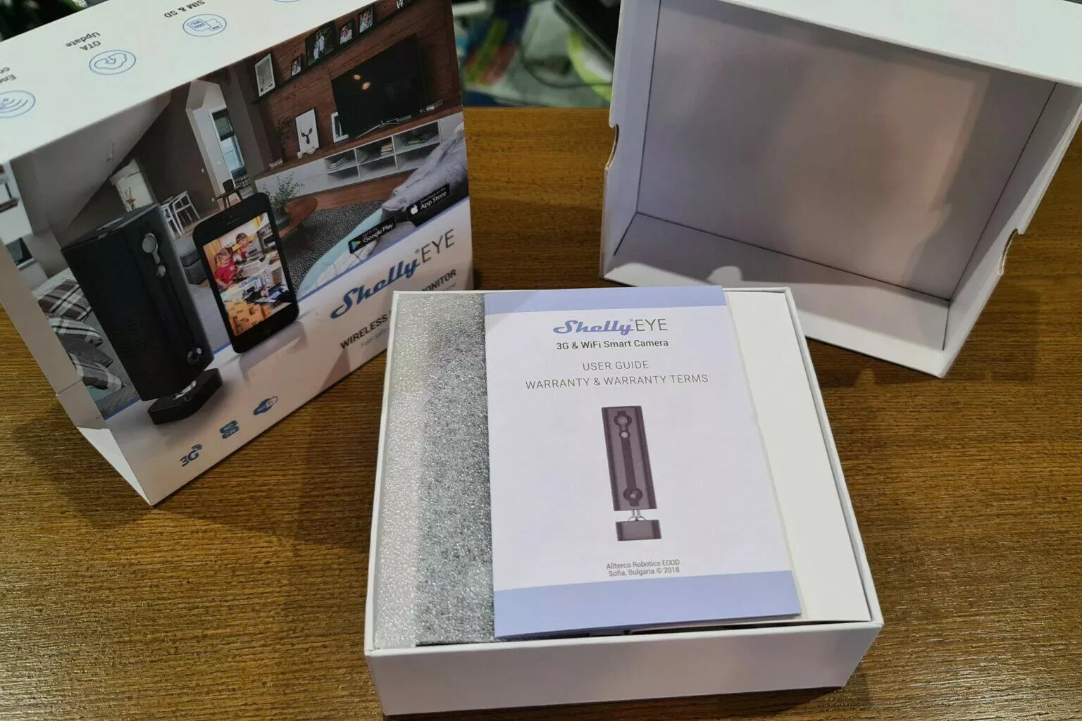 Recenze kamery Shelly EYE: Šikovné funkce v trochu nešikovném těle