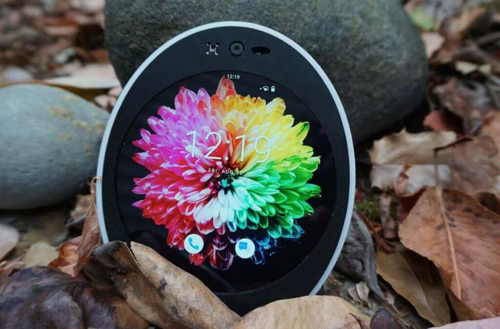 Chcete drahý a nepraktický mobil? Cyrcle Phone 2.0 přichází