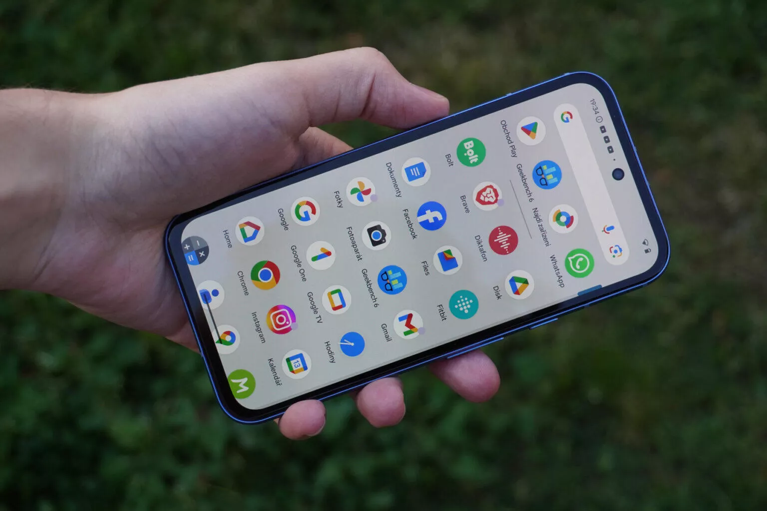 Google Pixel 8a recenze: Poprvé v Česku a skvělý jako vždy